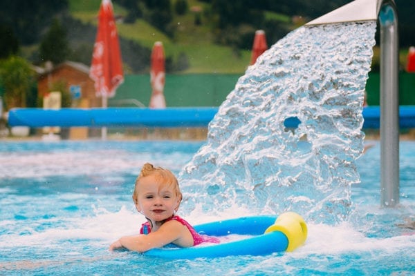 Bathing world with 6 different in- & outdoor pools at Erlebnis-Therme Amadé